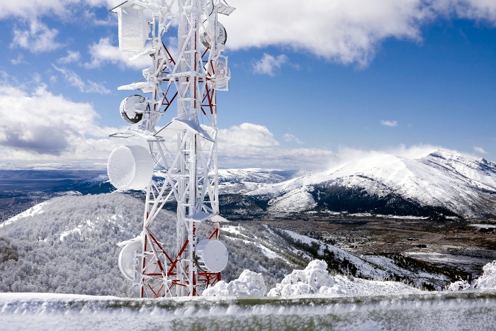 Defying the Freeze: How Electronic Connectors Power Through Extreme ...